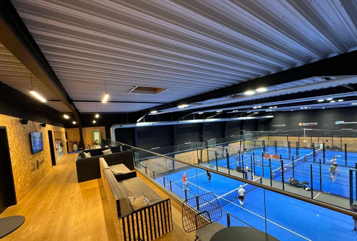 PadelMagic | Fabricante de pistas de padel – Fabrica y montaje de ...